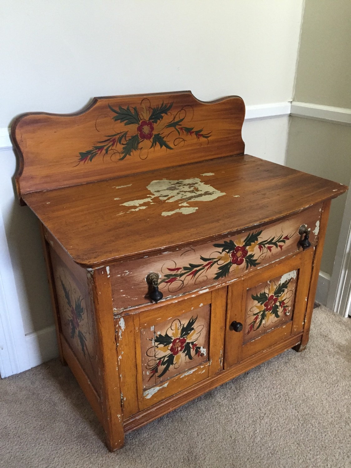 Antique Distressed Table – Haute Juice