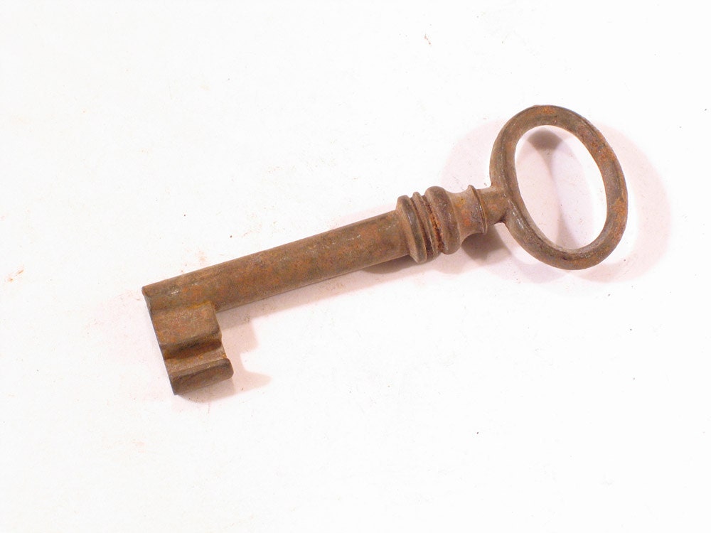 Vintage Iron Hollow Barrel Gate Key – 2-7/8″ Long – Furniture Key ...
