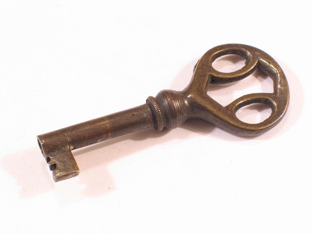 Vintage Fancy Iron Hollow Barrel Skeleton Key – 2-1/4″ Long – Antique ...