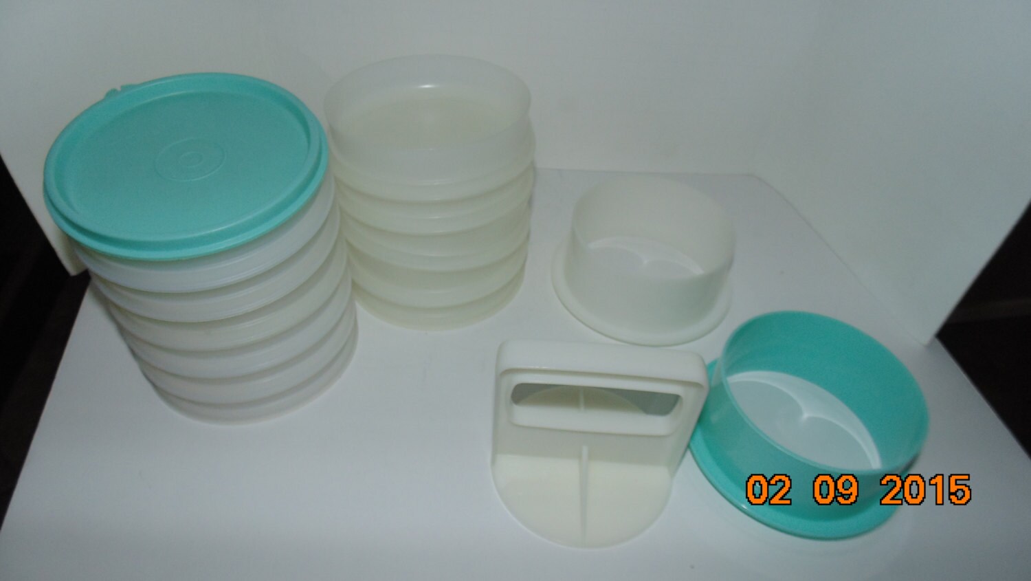 Tupperware Sheer Hamburger Keepers set of 11 plus press set – Haute Juice
