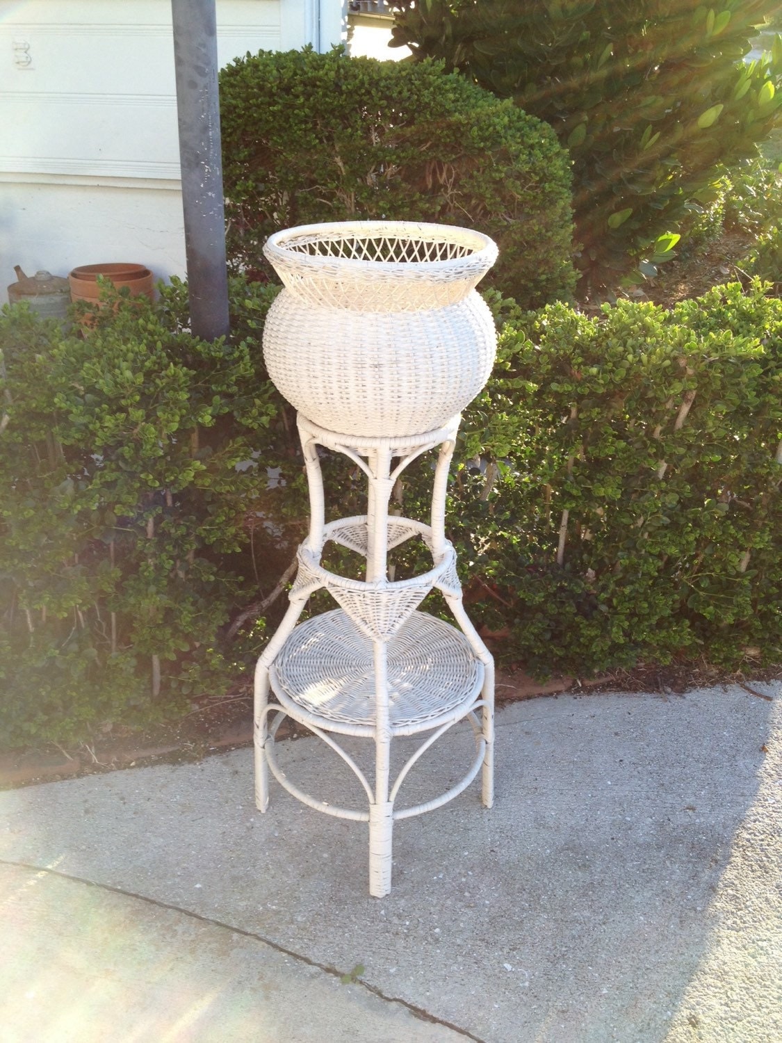 WICKER PLANT STAND Vintage Garden Cottage Fernery Patio – Haute Juice