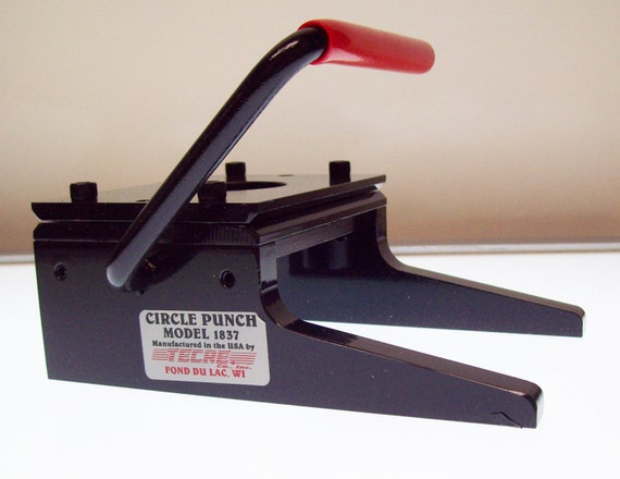 Tecre Graphic Punch for 1.50 1-1/2 Inch Size Buttons