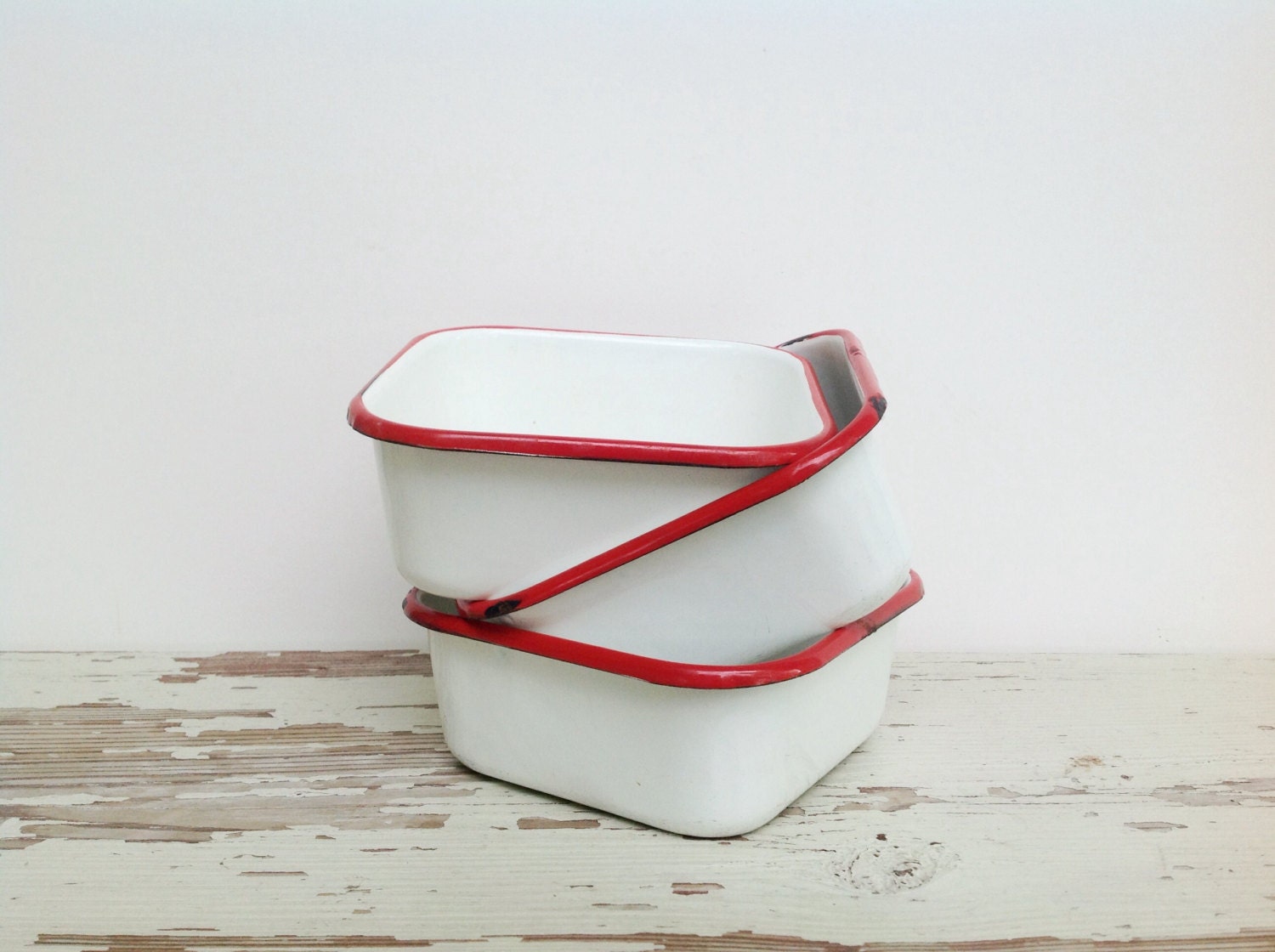 Vintage 1950’s White and Red Enamelware Square Pans Serving Bowls Set ...