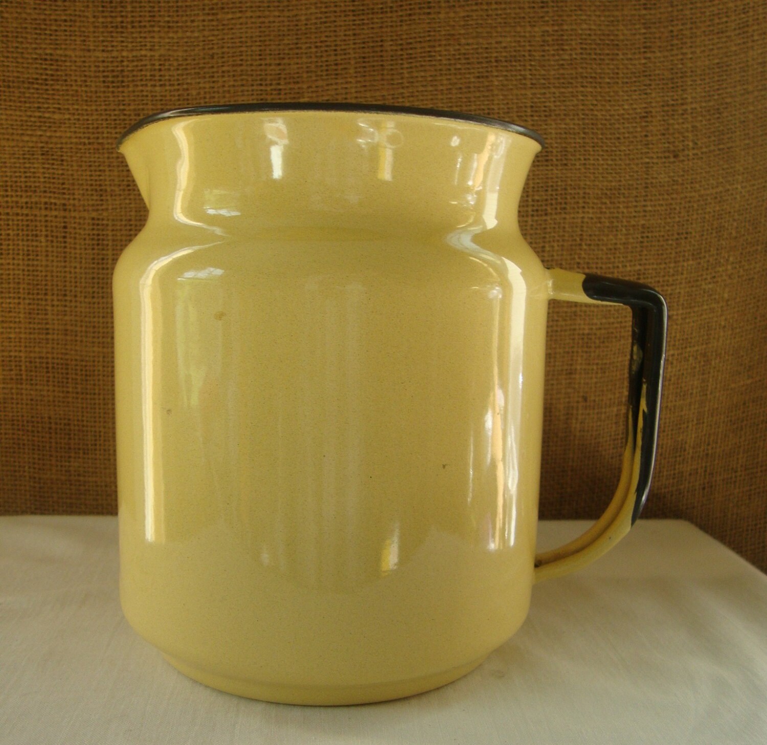 VINTAGE ENAMELWARE Pitcher Mid Century Metal Pitcher Farm House ...