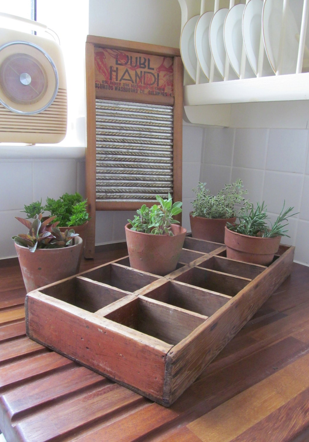 Appealing vintage wooden sectioned box/pigeonholes~Herbs or small item ...