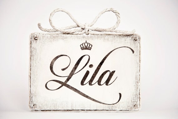 Unique handmade wooden sign with name Lila / Girl name