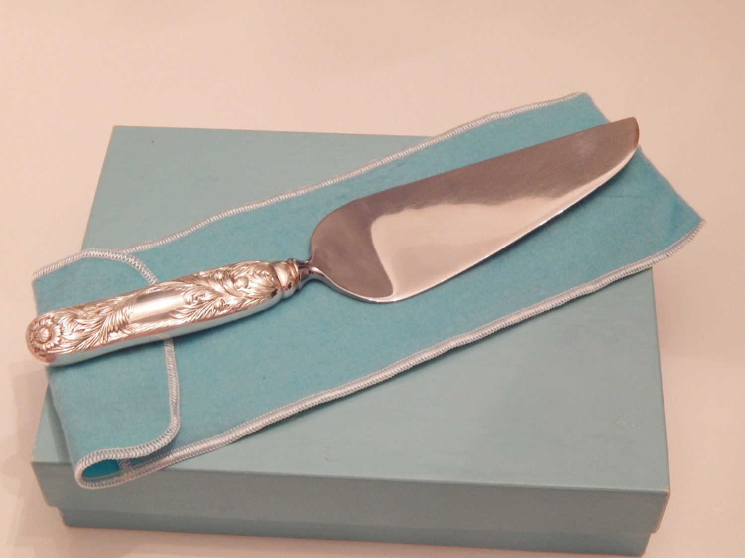Vintage Tiffany & Co Sterling Silver Floral Cheese Knife – Great ...