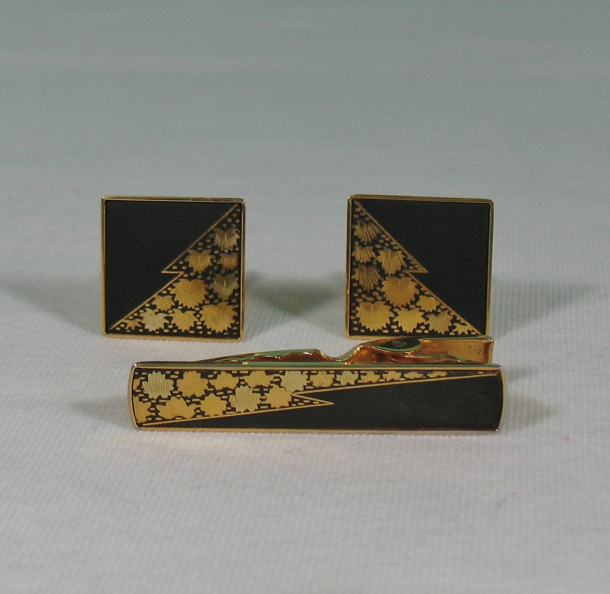 Damascene Diagonal Fan Pattern Vintage Amita Cufflinks and Tie Clip Set ...
