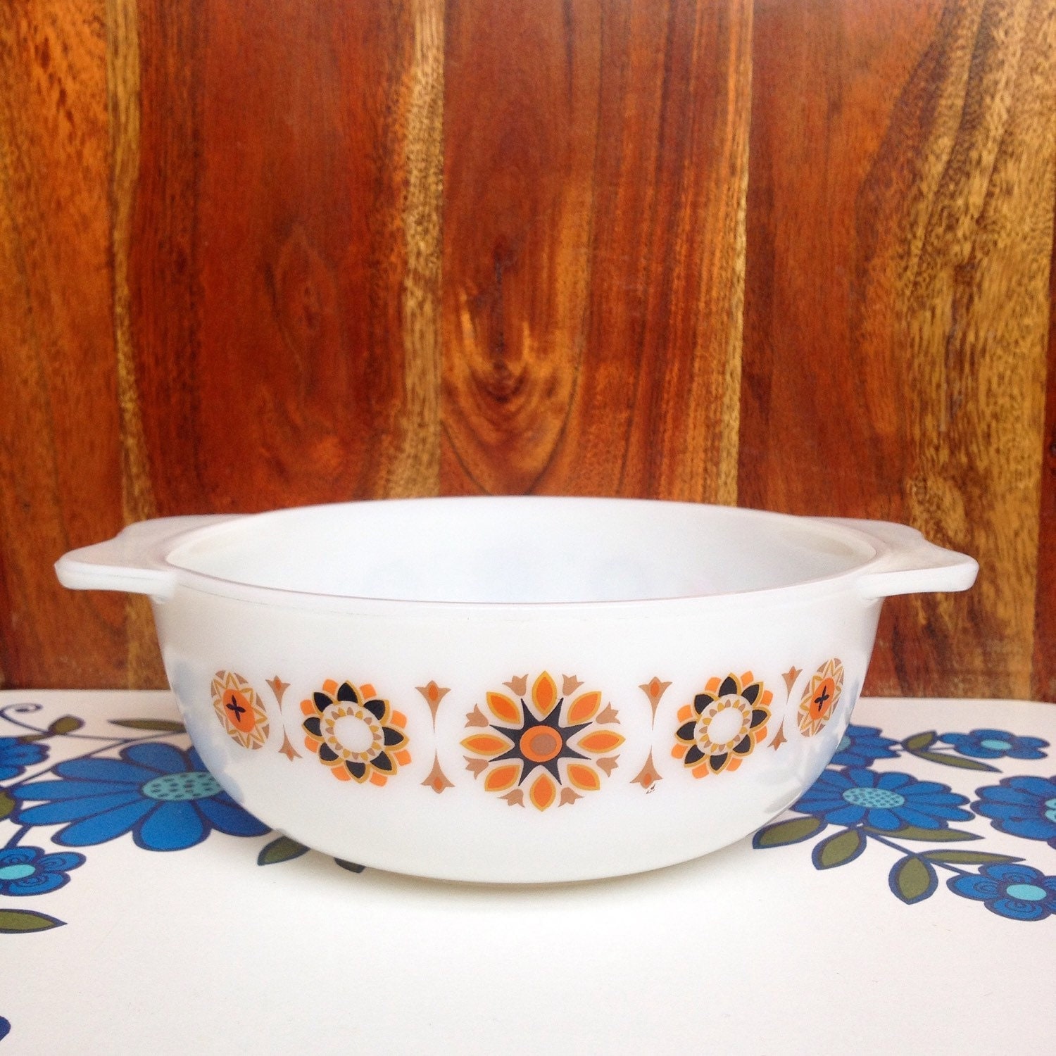 Small Pyrex Casserole Dish/Bowl with Orange and Brown detail. – Haute Juice