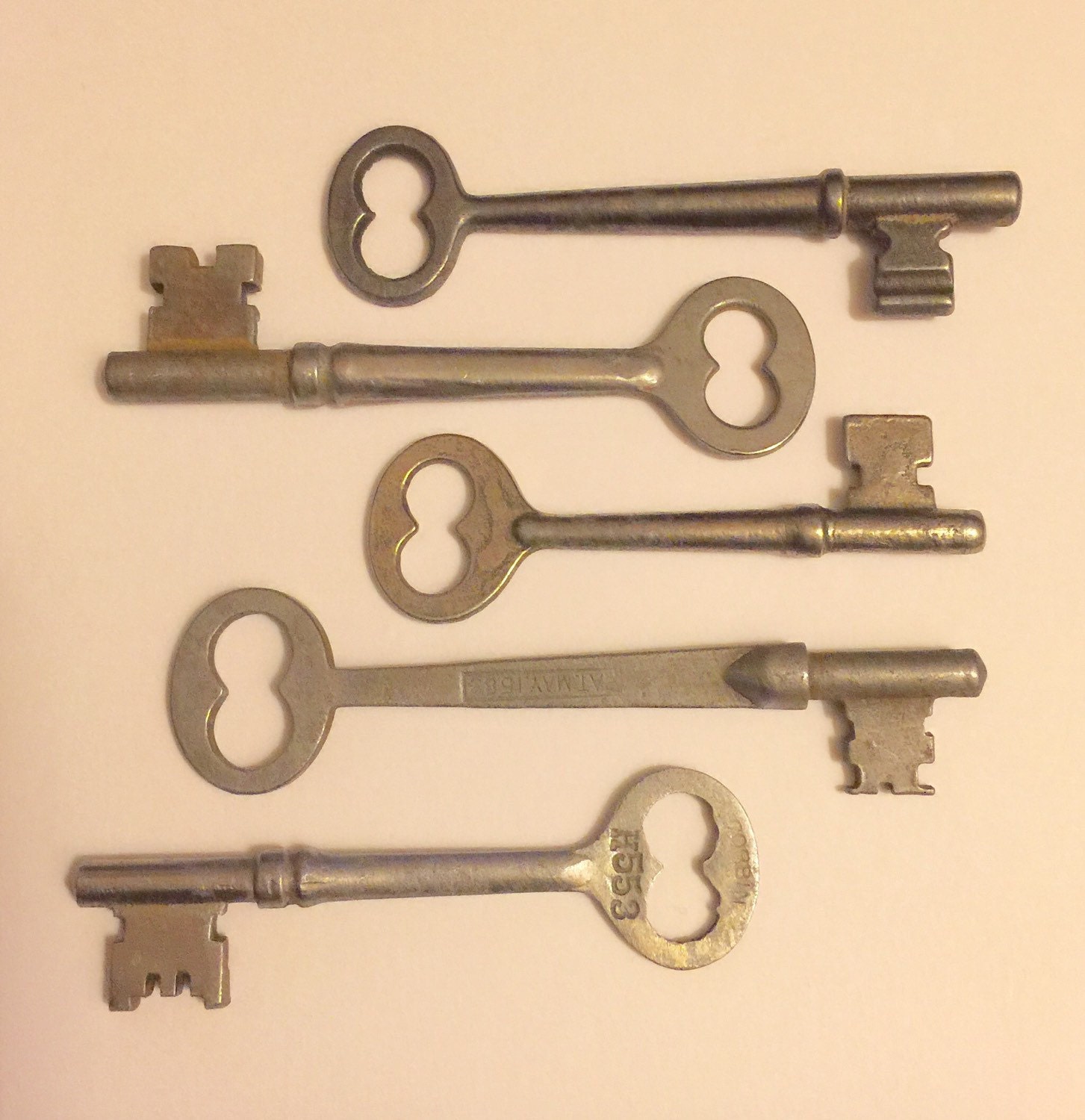 Antique Skeleton Keys // Vintage Skeleton Keys, Antique Key, Vintage ...