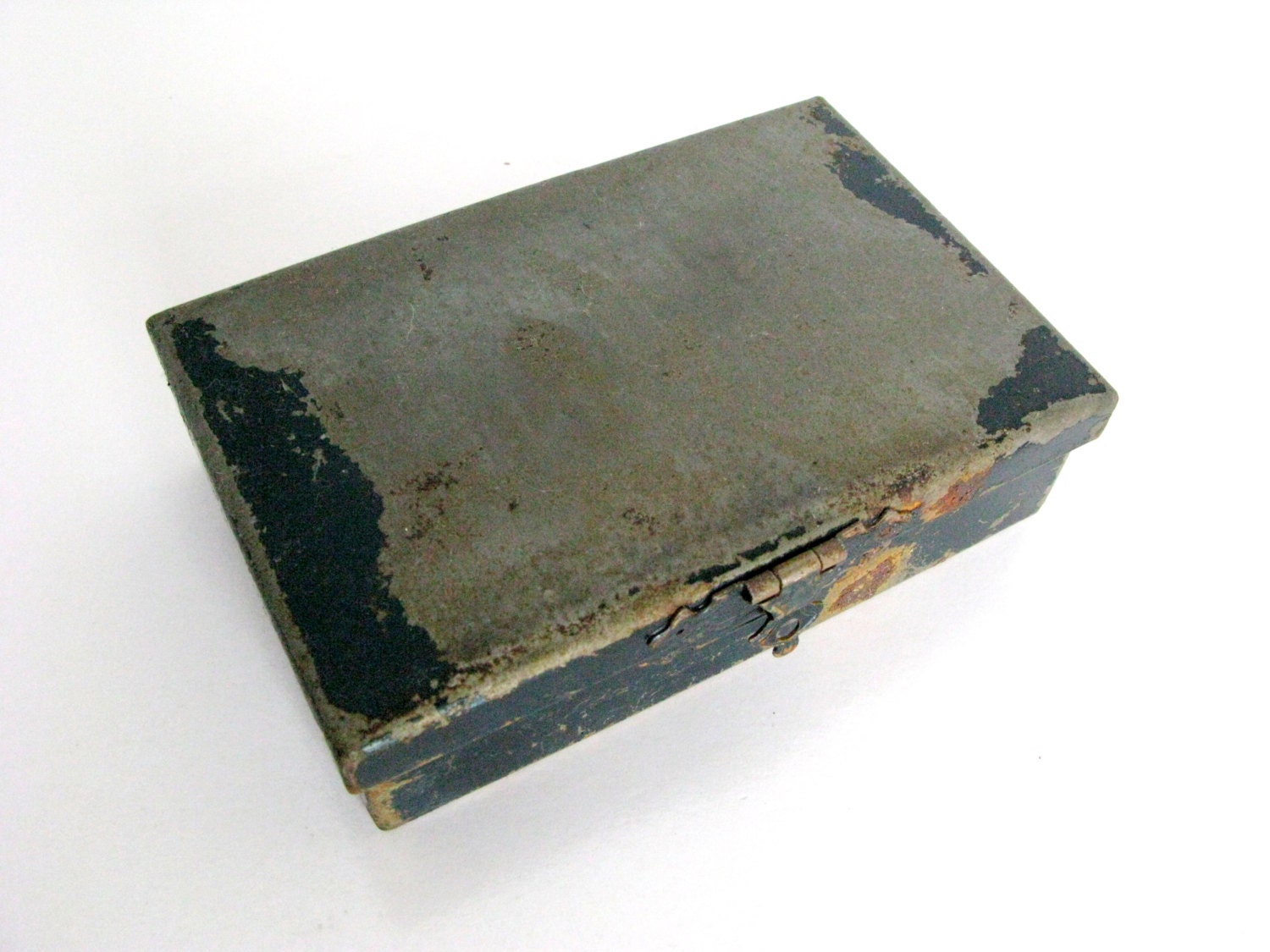 Vintage Mini Metal Box, Black Metal Stash Box, Jewelry Box – Haute Juice