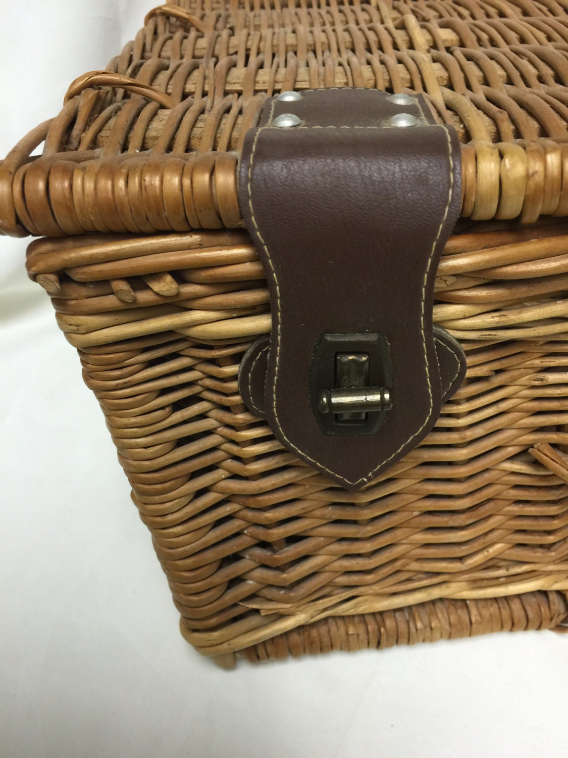 Vintage WIcker Basket Trunk – Haute Juice