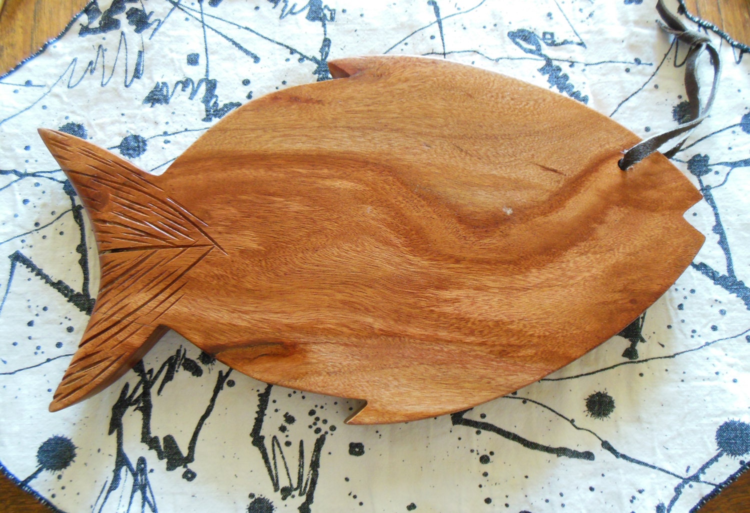 Fish Wood Cutting Board, Handmade Wooden Cutting Board, Dark Wood ...