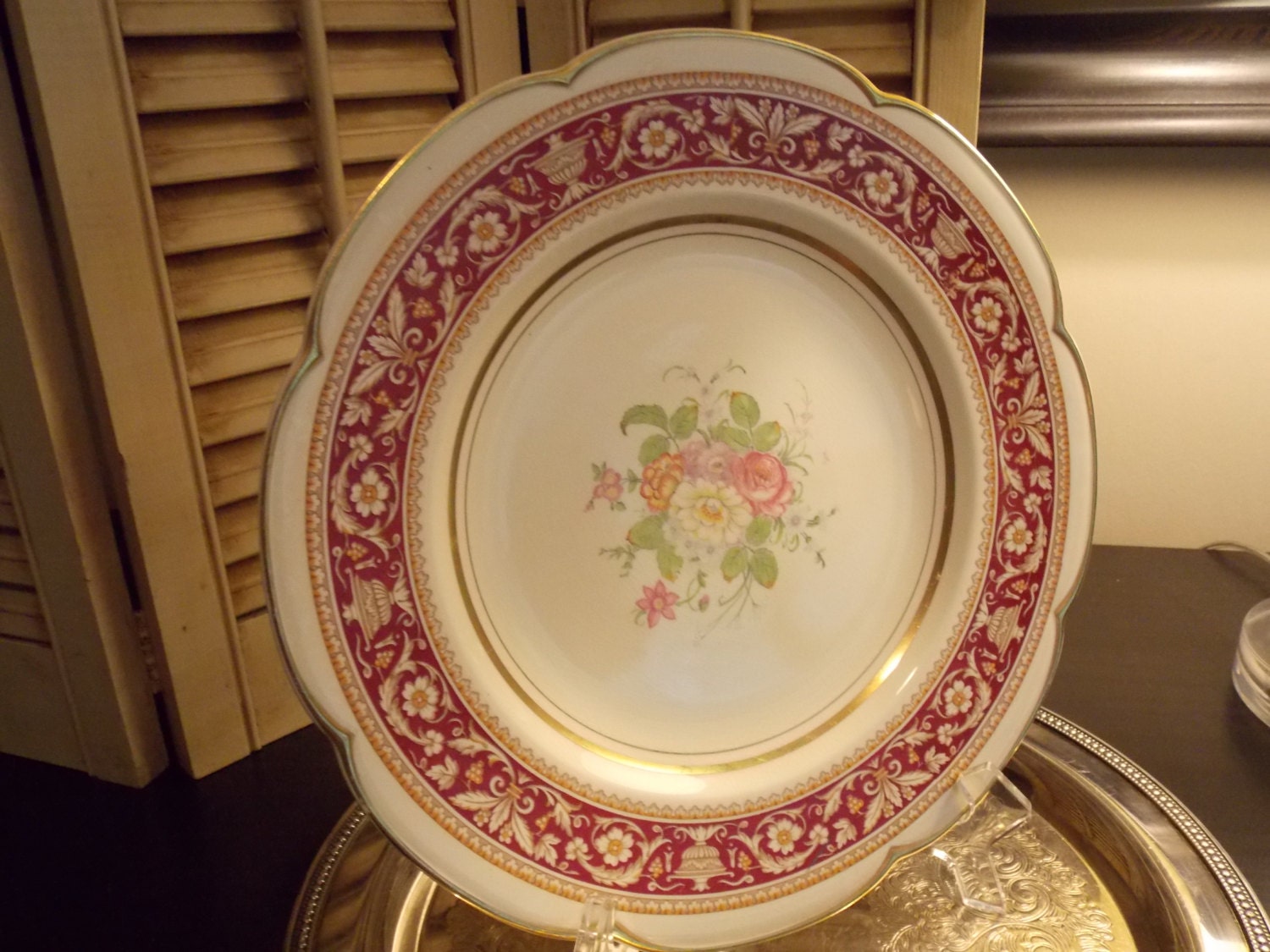 VINTAGE SERVING PLATTER, Vibrant Floral Pattern Serving Platter, “Woods ...