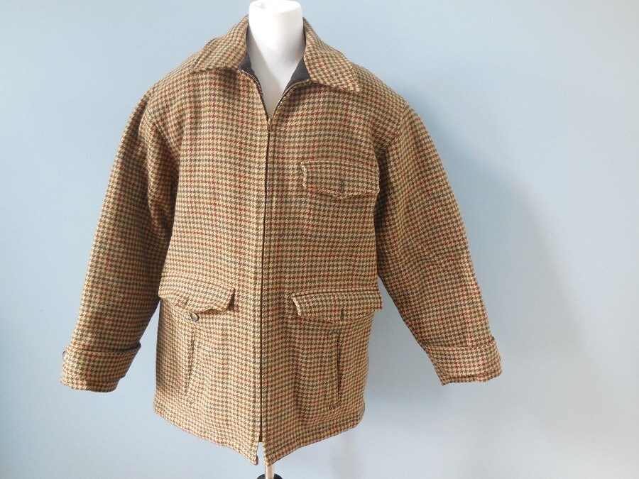 Vintage WOOLRICH houndstooth WOOL COAT mens classic campus