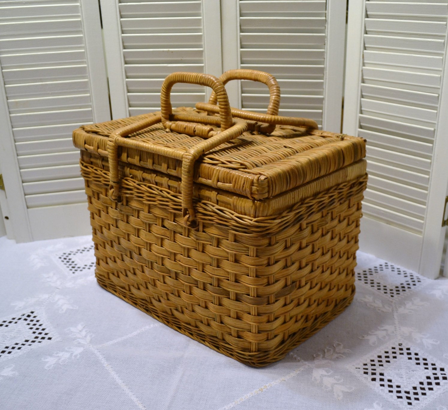 Vintage Wicker Picnic Basket Natrual Double Handles Rustic Storage ...