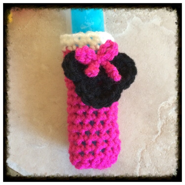 Mickey/Minnie Mouse Popsicle Holder Disney by MumseysWhimseys