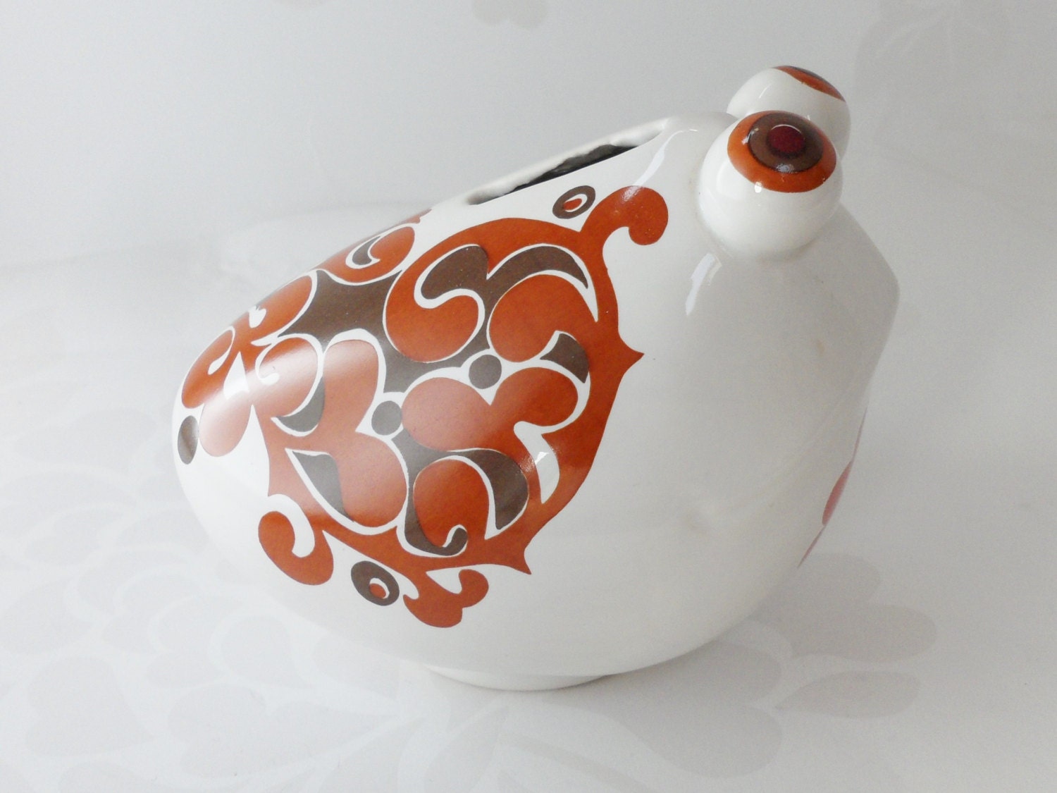 Carlton Ware Bug Eyed Frog Money Box 1970s by BelieveToBeBeautiful