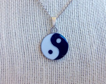 Yin yang pendant | Etsy