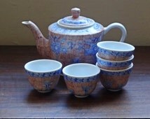 Porcelain Japanese Tea Set Tea Pot 5 Cups Red and Blue Made in Hong Kong