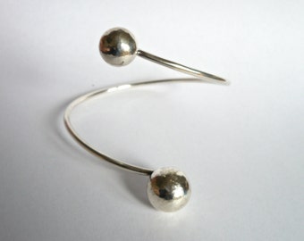 sterling silver bangles set by BIZARREjewelry on Etsy