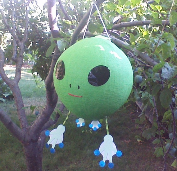 Alien Pinata