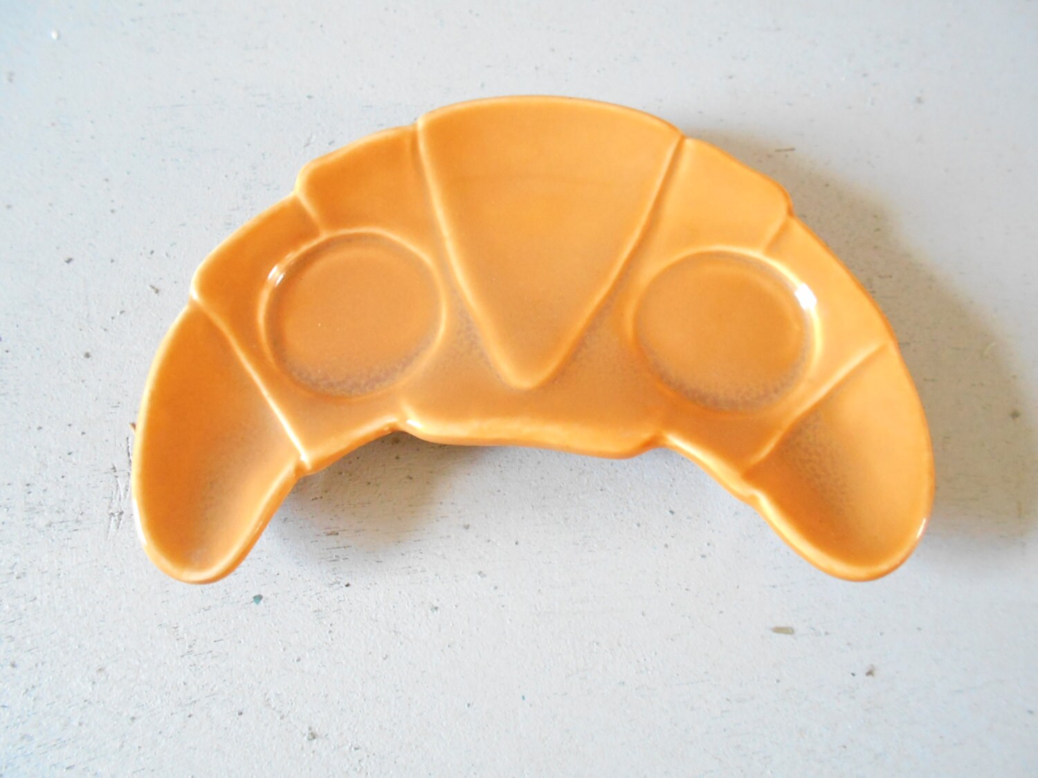 French croissant tray, iconic Paris breakfast, morning cafe au lait ...