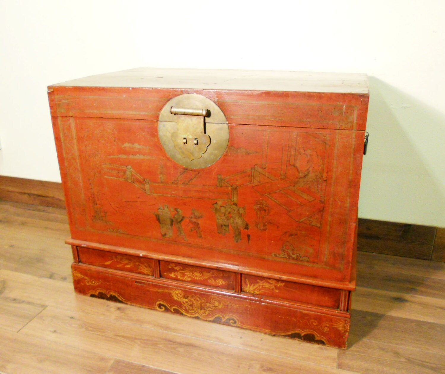 Antique Chinese Trunk (5587), Red Lacquer Hand Painted, Circa 1800-1849 ...