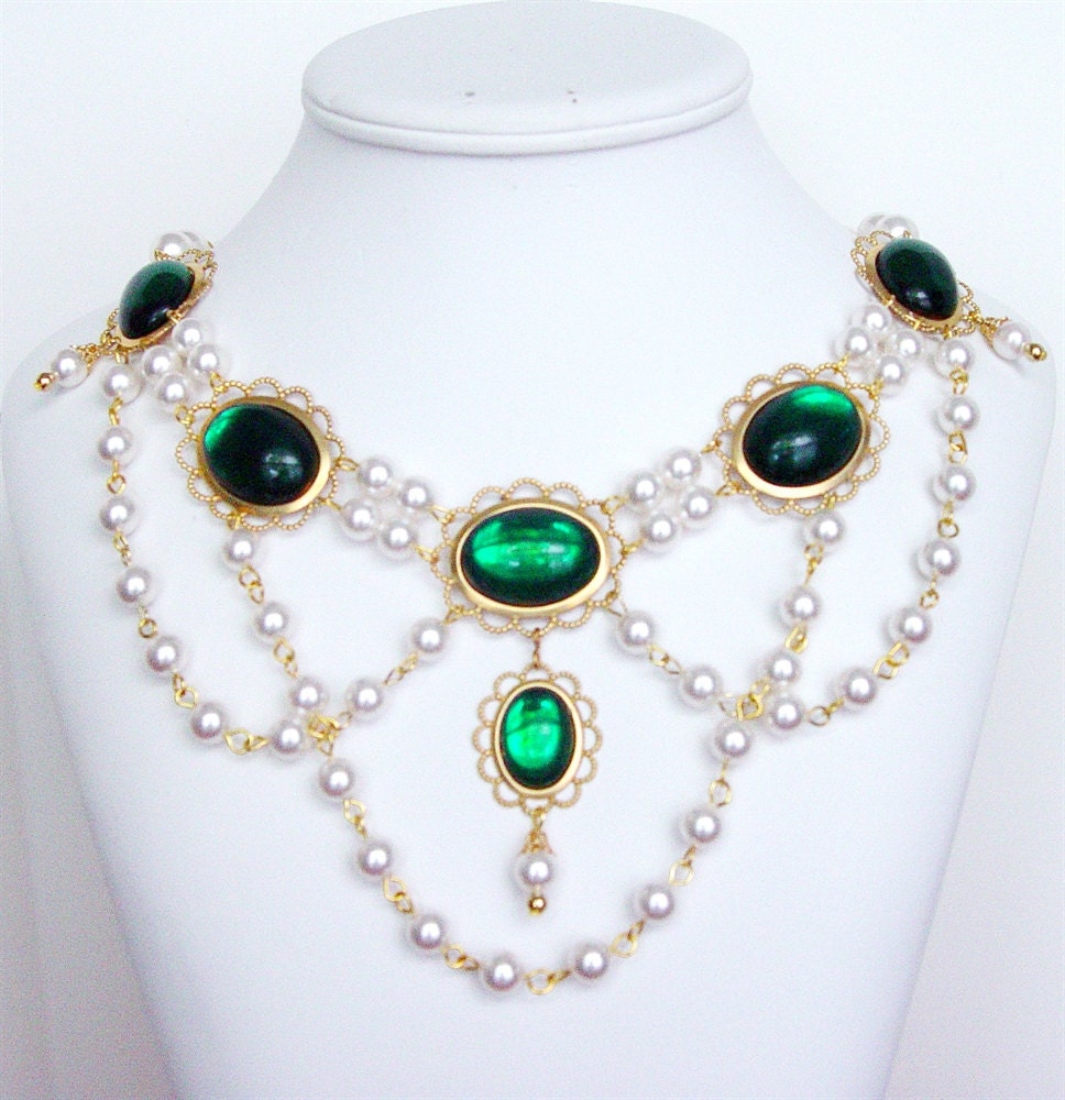Renaissance Necklace Medieval Necklace Tudor by DRAGONPIPES