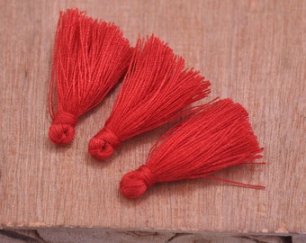 30 Color Mini TasselsWholesale 100pcs 3cm Cotton Tassels/Tiny