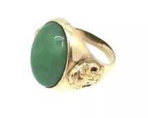 Gold elephant jade ring