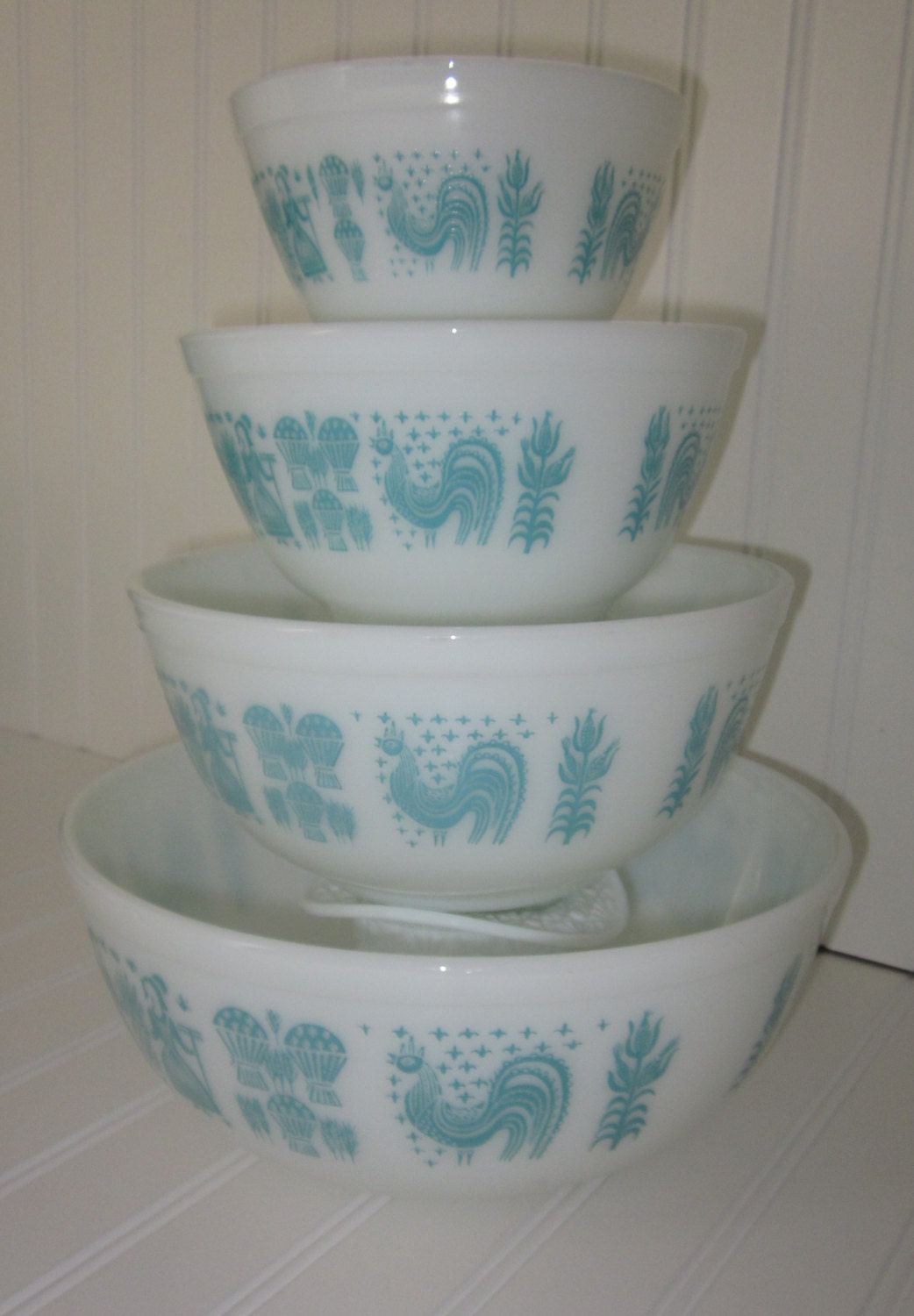 Pyrex butterprint turquoise on white nesting bowl set – Haute Juice
