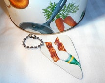 Popular items for vintage tin canister on Etsy