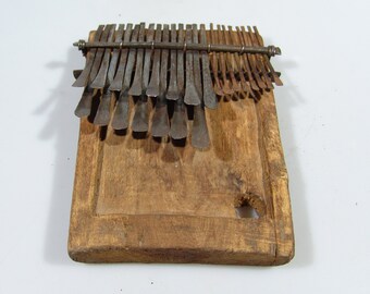 Items similar to 23 Key Shona Nhare Voice of the Ancestors ELECTRIC ...