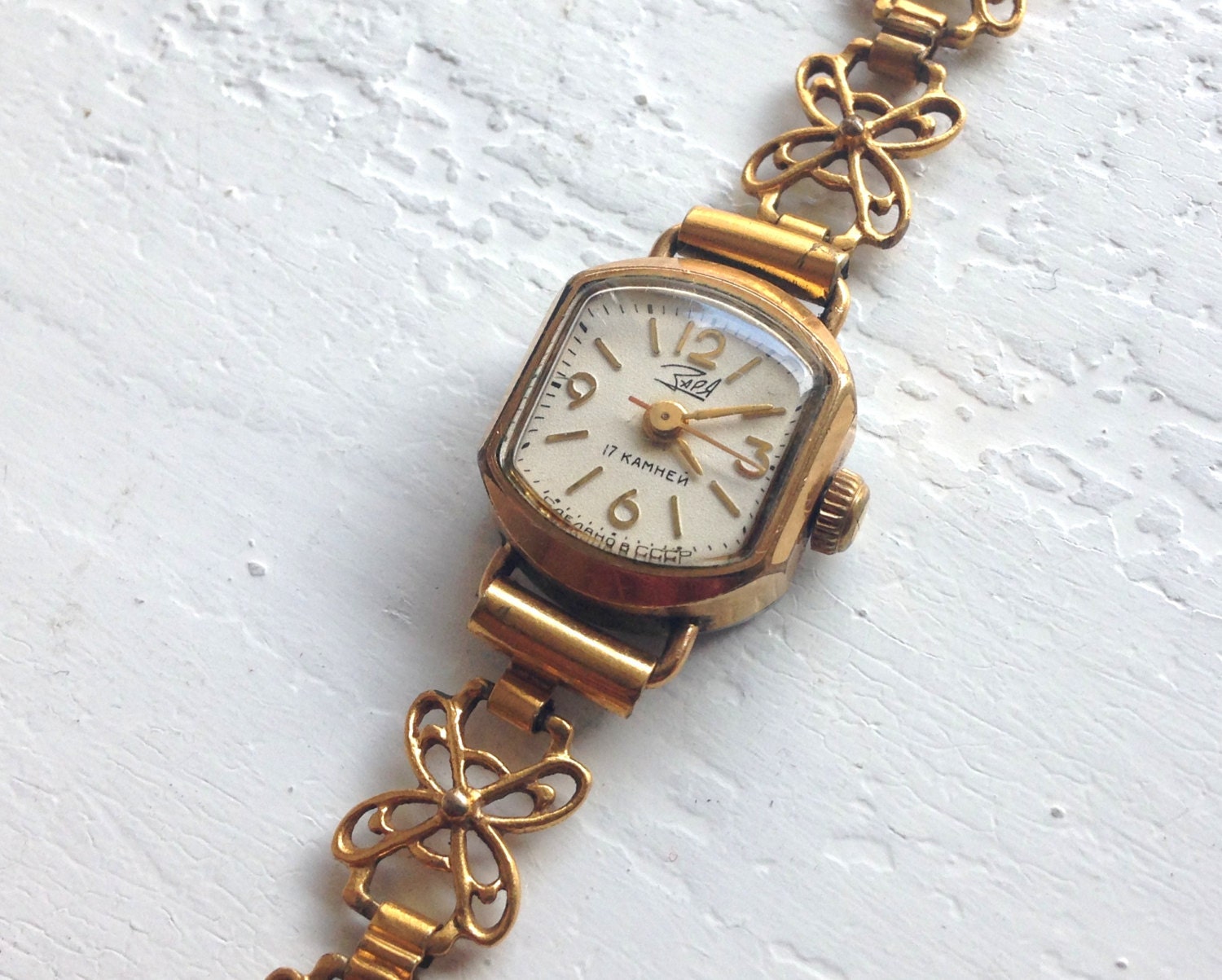 Soviet gilded watch Vintage Watch – gold plated watch – Russian watch ...