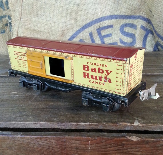 1930's Lionel Baby Ruth Boxcar #1679 - Vintage O Scale Model Railroad Car