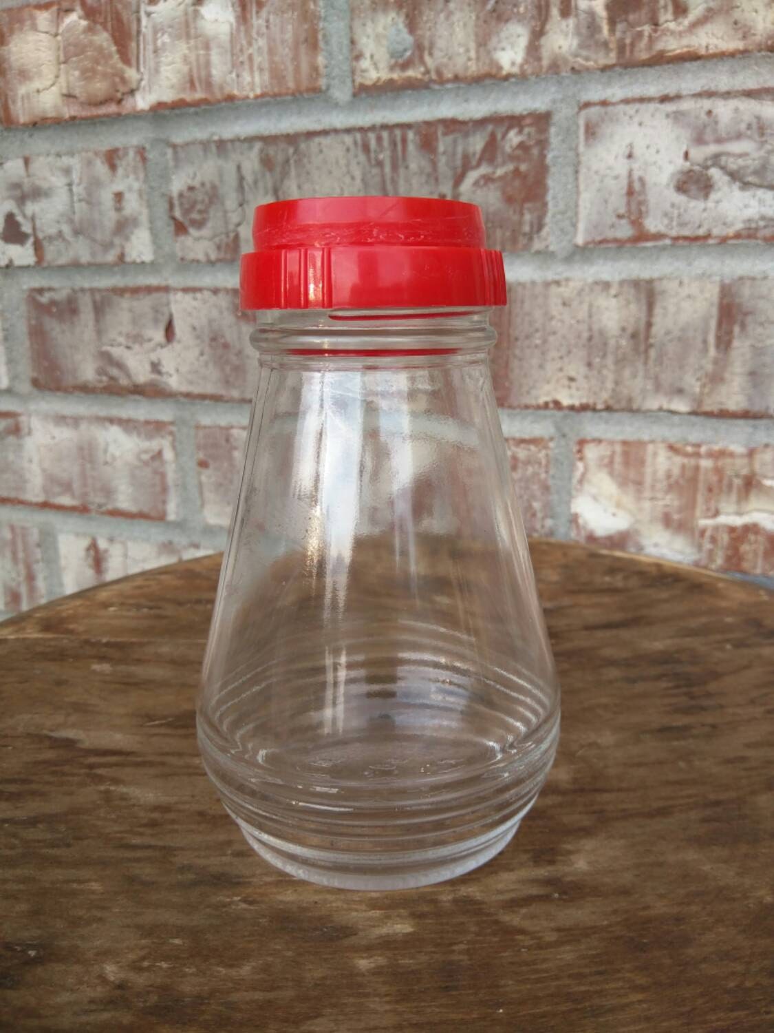 Hazel Atlas Clear Glass Shaker with Red Plastic Shaker Lid – Single ...