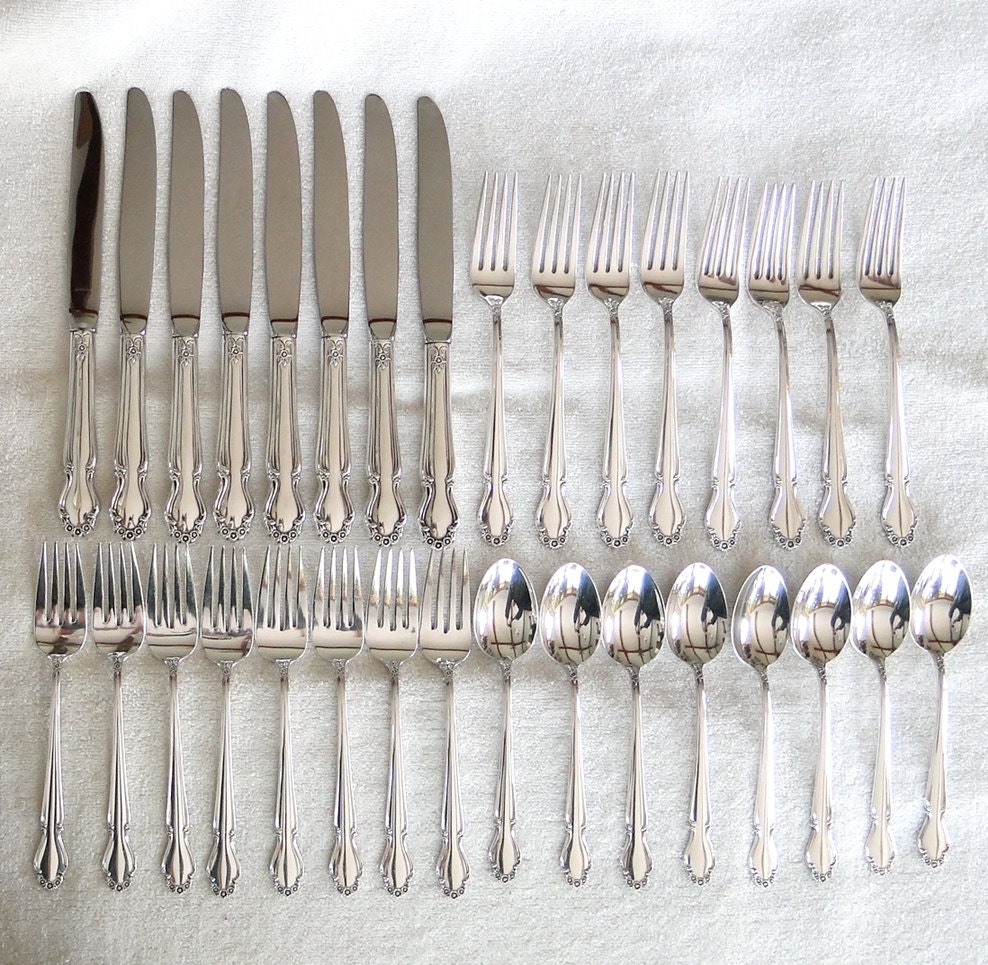 Rogers International Sterling Silver WEDDING BELLS Pattern 32