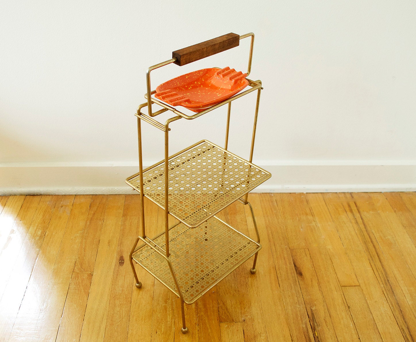 Vintage Mid Century Modern Metal Wire Stand with Ashtray – Haute Juice