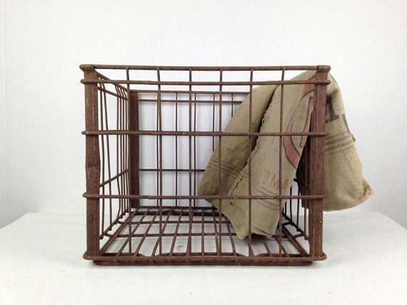 Vintage Rusty Crate Metal Industrial Crate Farm Crate Dairy Crate Rusty ...