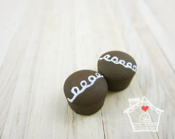 Items similar to Pecan Wheel Snack Cakes on Etsy