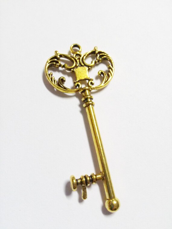 Gold Skeleton Key Pendant Vintage Style Antiqued Gold Ornate