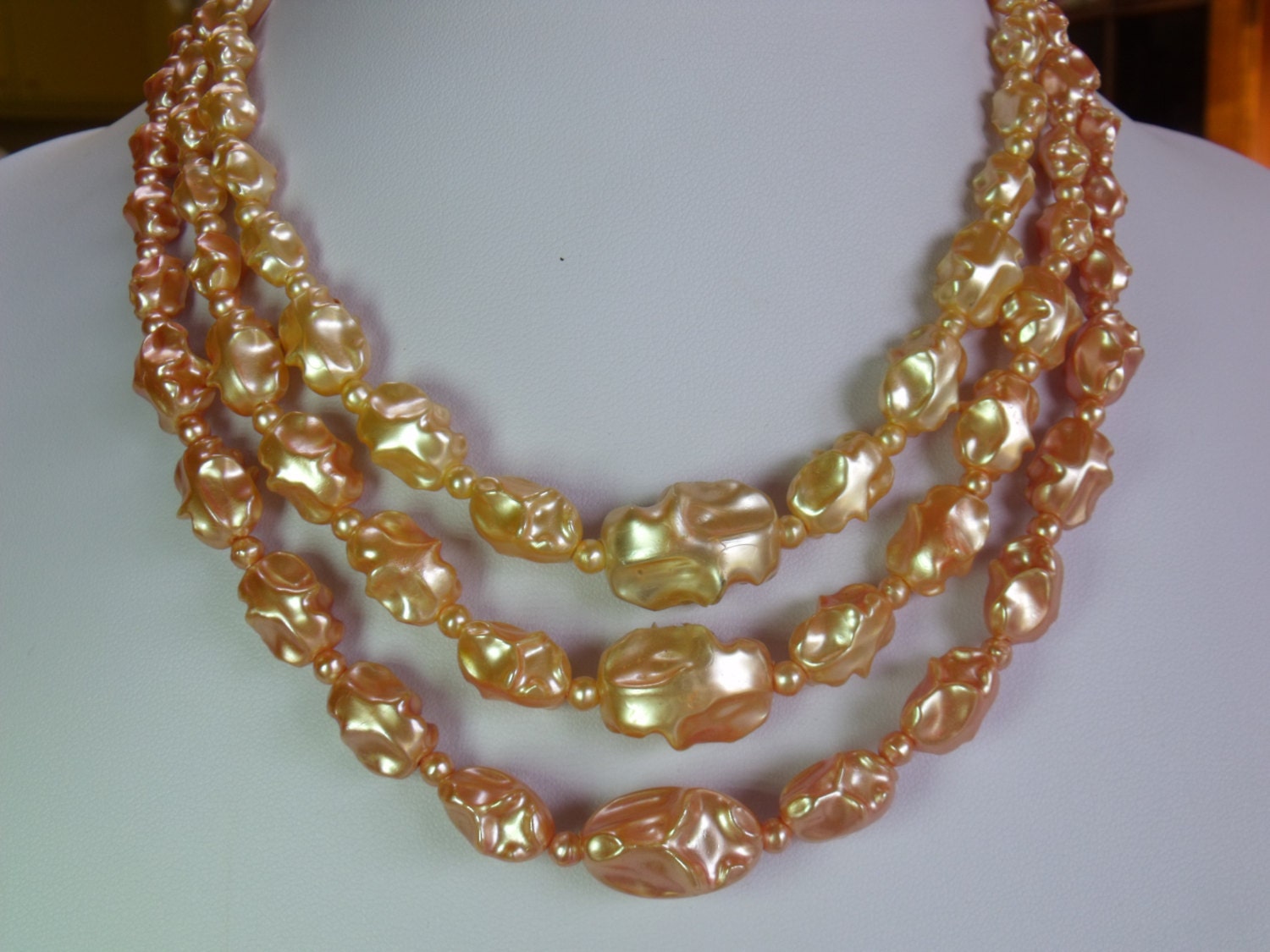 A gorgeous retro 1950’s 60’s period triple row vintage jewelry necklace ...