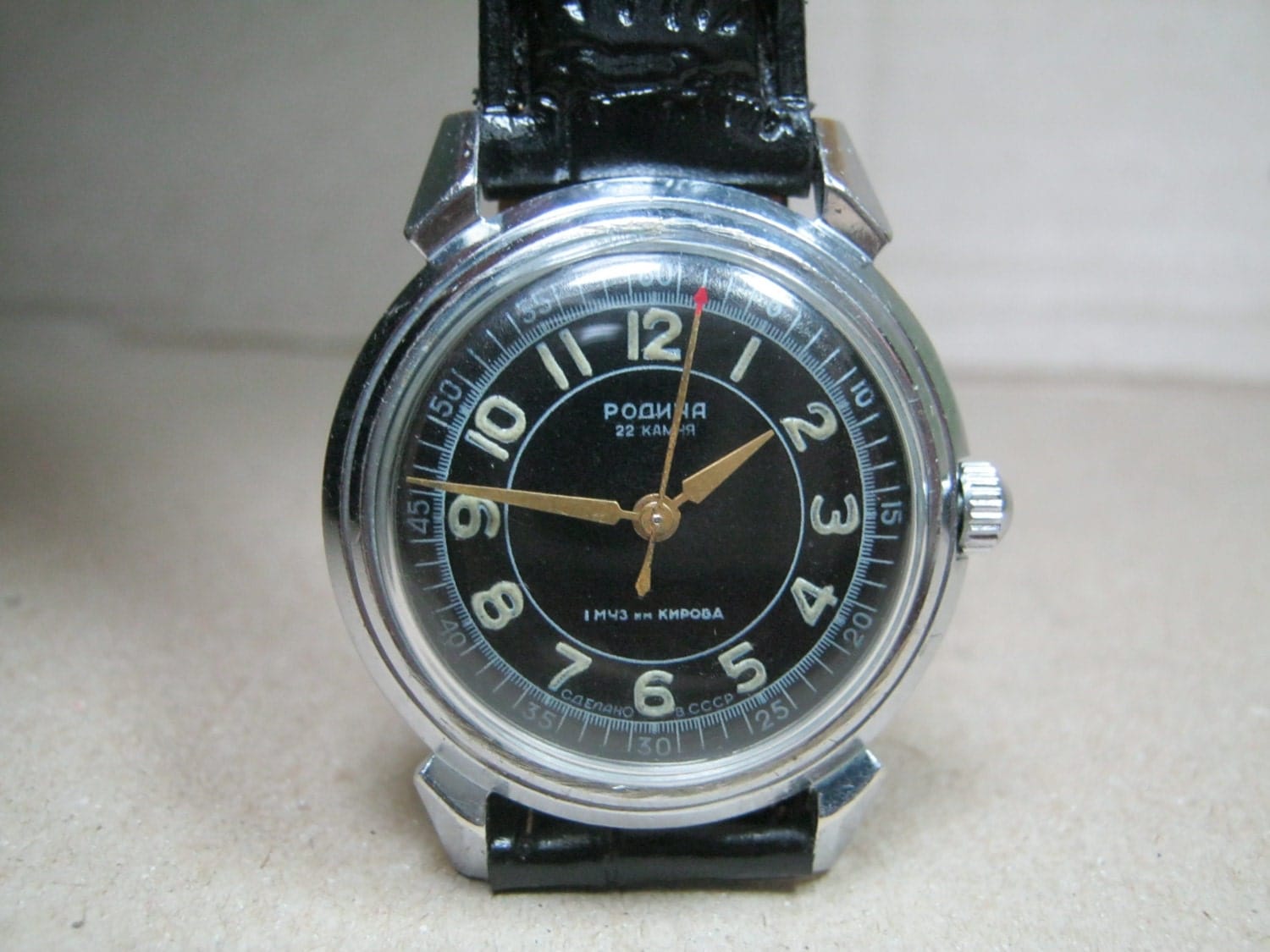 Rodina Automatic watch Russian watches 1960s kirovskie 1mchz Soviet ...