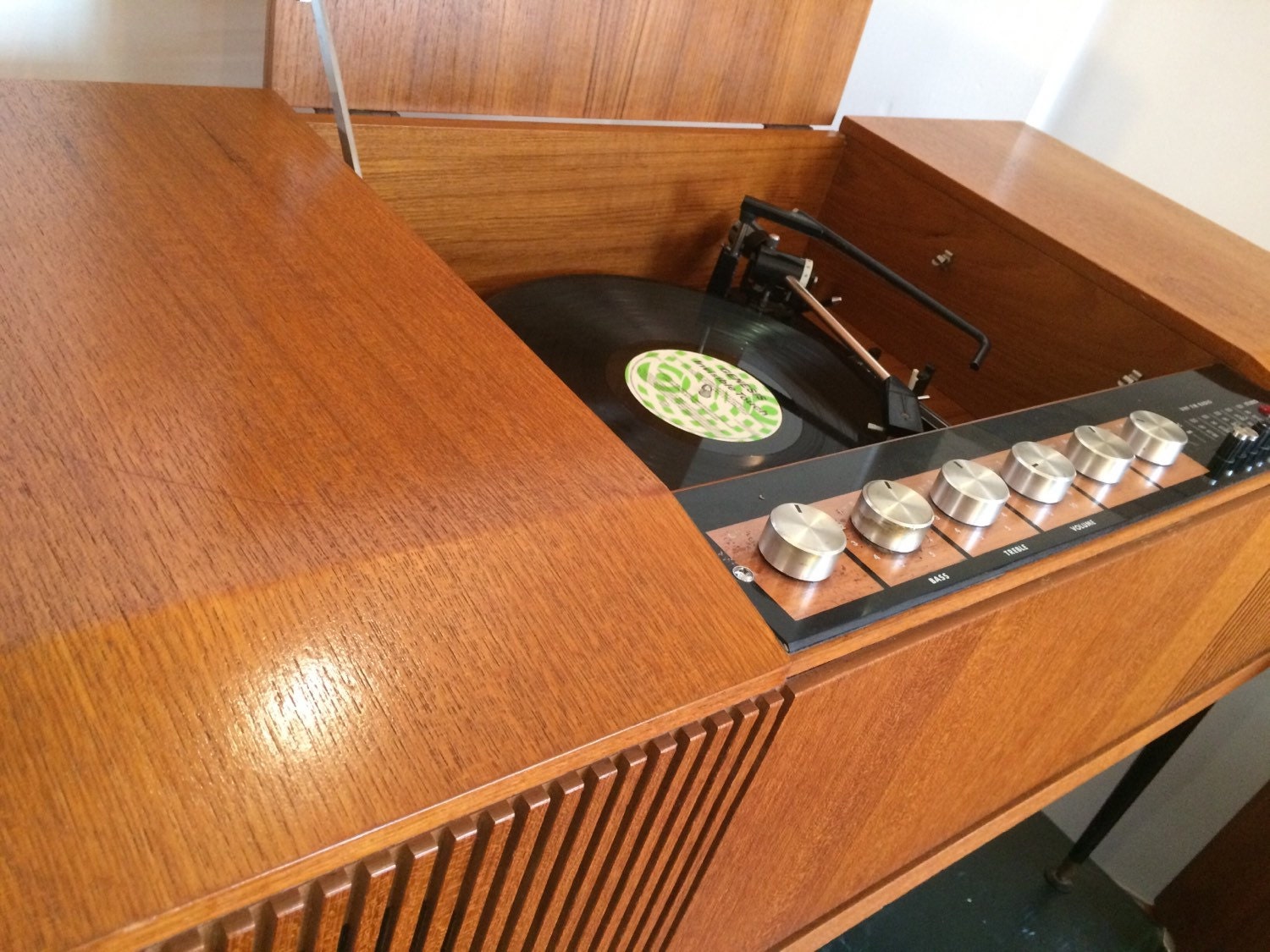 1960s Fully working HMV Stereomaster Stereogram / Radiogram.