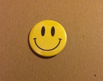 Smiley face pin | Etsy