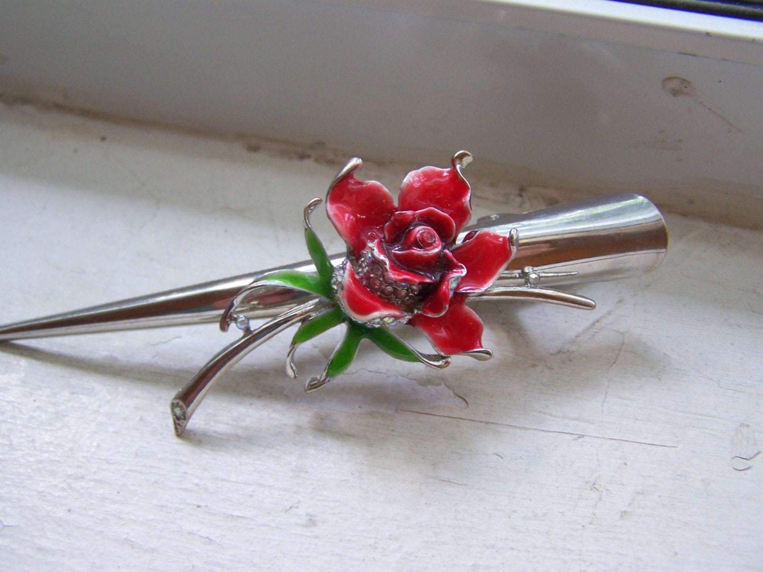 Large Silver Enamel Flower Sparkle Hair Clip – Haute Juice