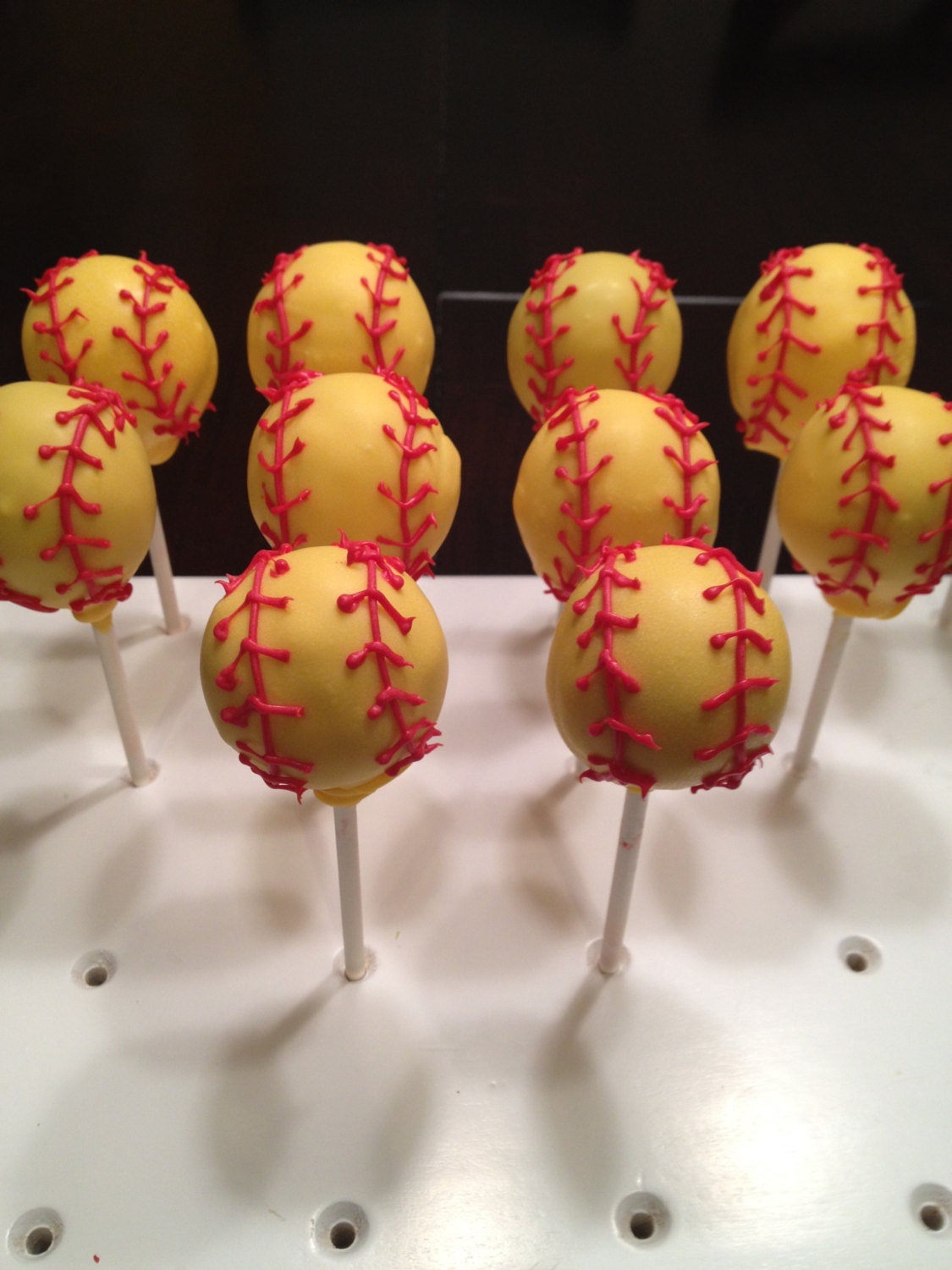 Softball Cake Pops