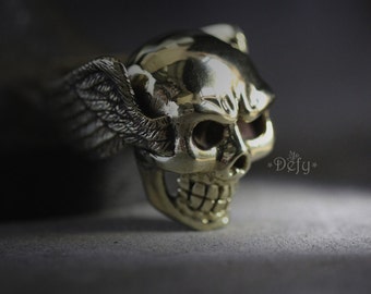 Winged skull ring | Etsy