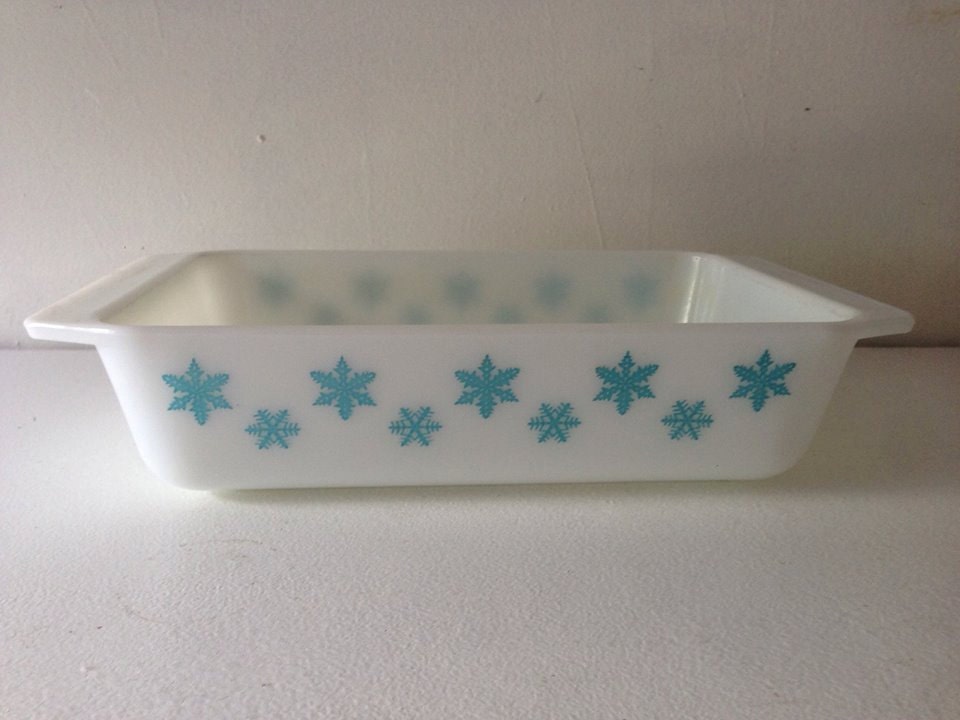 Vintage Pyrex Turquoise Snowflake by MillieLouiseVintage on Etsy